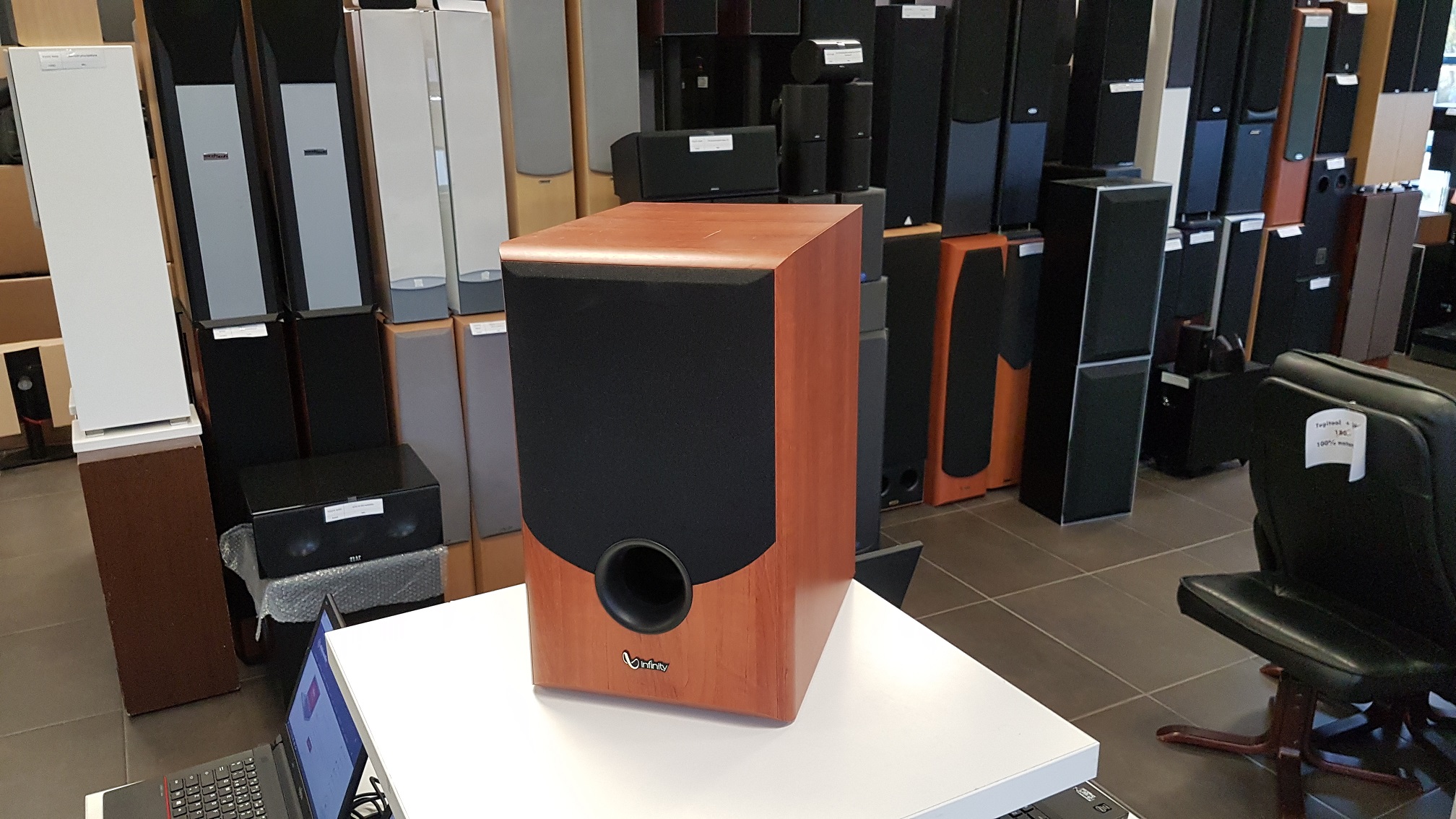 Subwoofer Infinity Alpha Sub - Elektroonika24